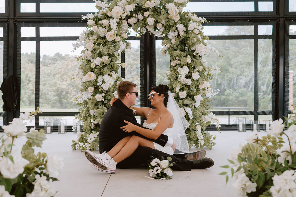 The Alice Arch – Dreamy Bloom Rentals